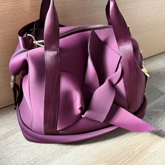 POPFLEX | Bags | Popflex Belladonna Bow Neoprene Travel Duffle Bag In Dark Burgundy Purple ...